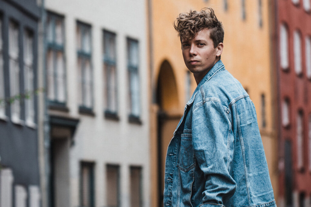 MADS LANGER - WHERE OCEANS MEET - KulturBlog-Berlin